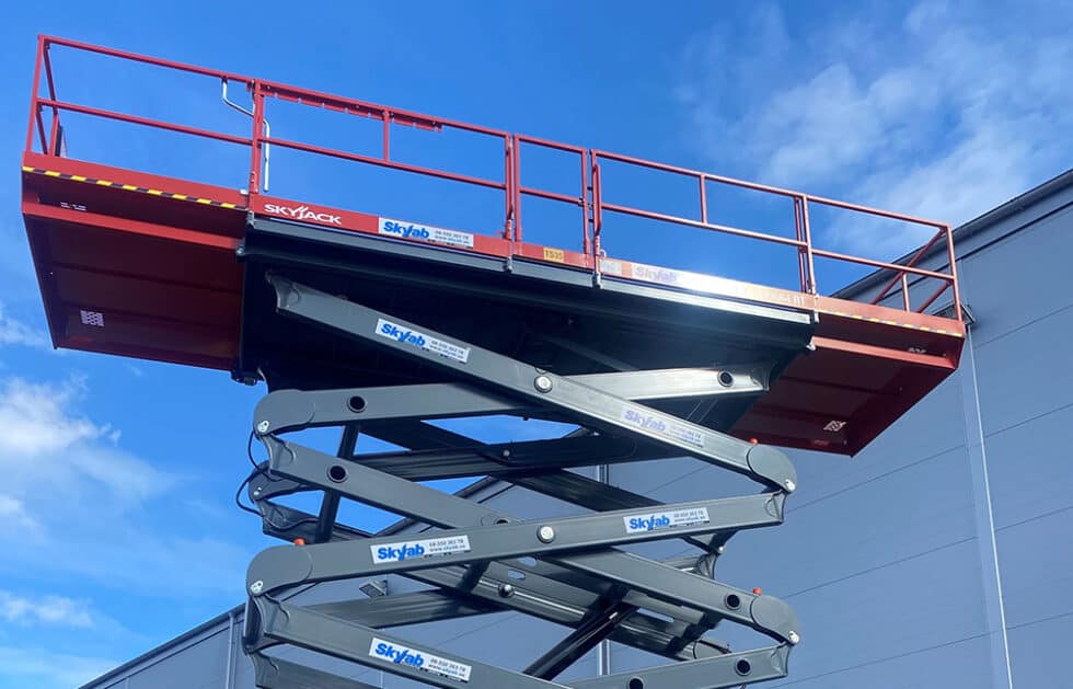Skyjack 9664 RT - Skyab - Liftar och ställningar för uthyrning